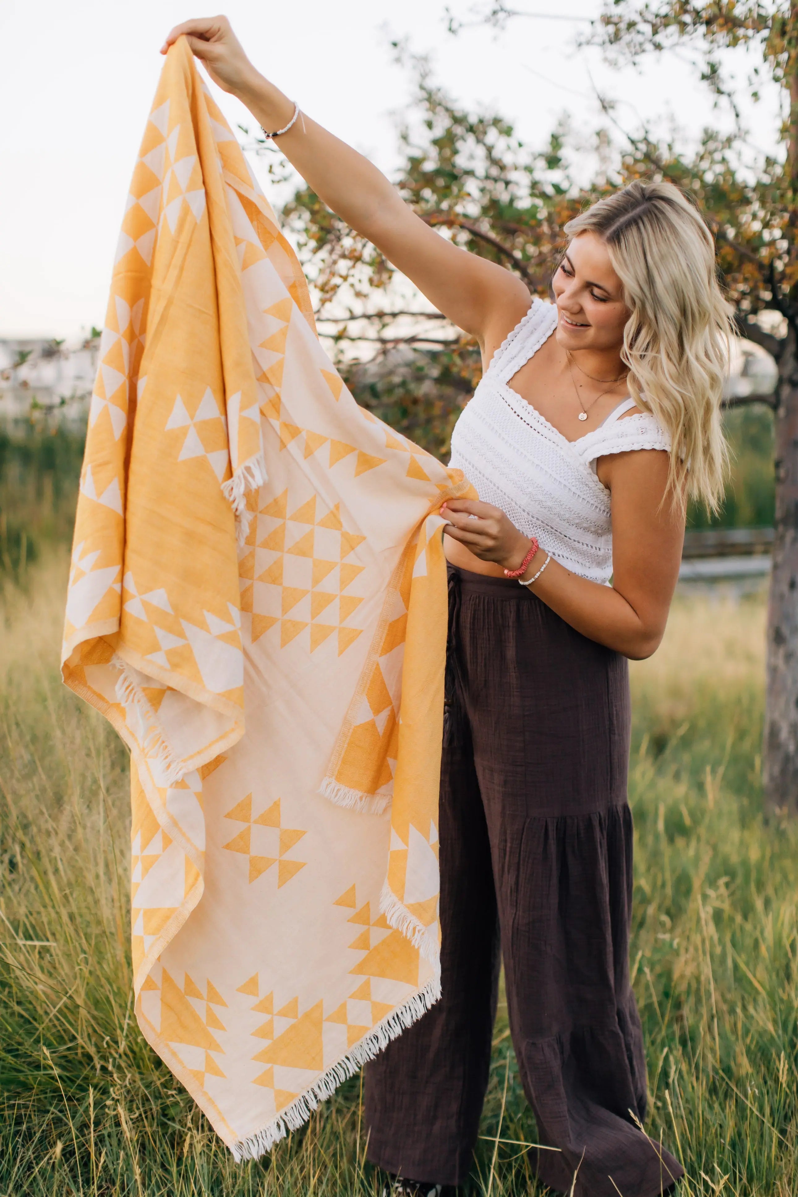 Aztec Luxe Turkish Towel | In The Current – In The Current